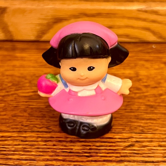 Mattel | Toys | Fisher Price Little People Sonya Lee From Farm Playset ...